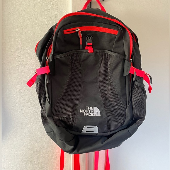 The North Face | Bags | The North Face Recon Laptop Backpack Gray And ...